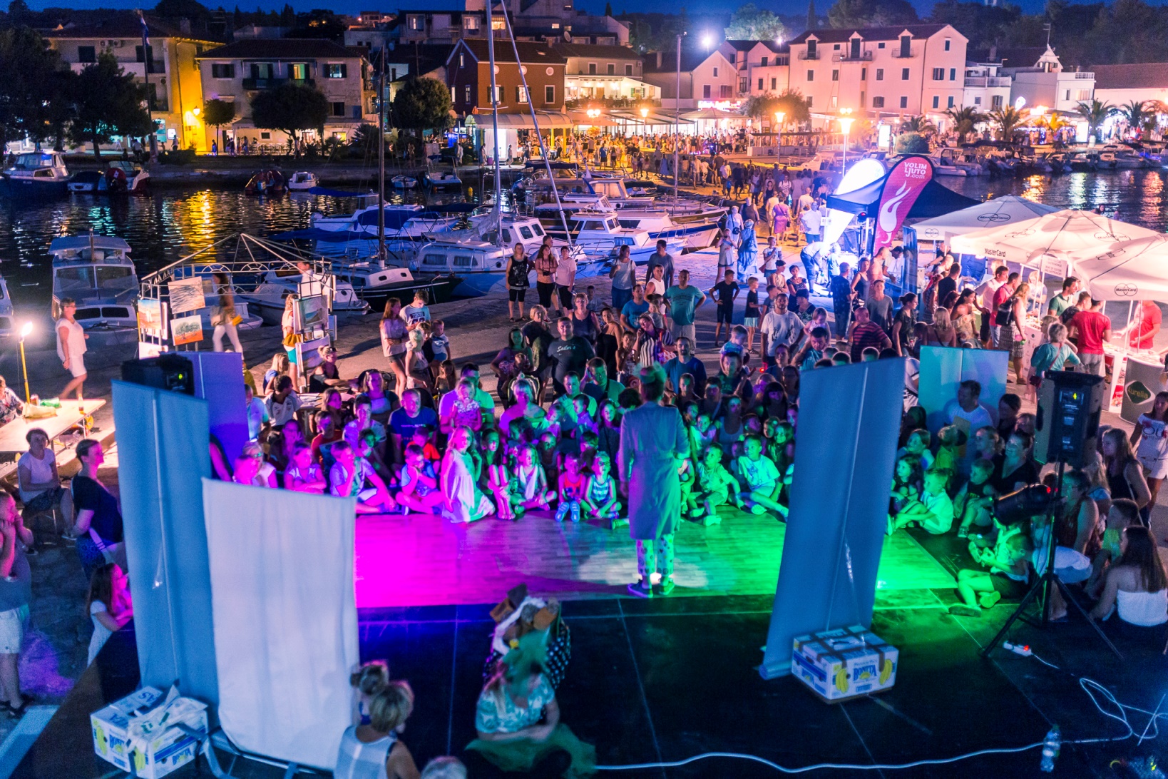 Veliki uspjeh Broda knjižare i gastronomije | Recikliranje stakla